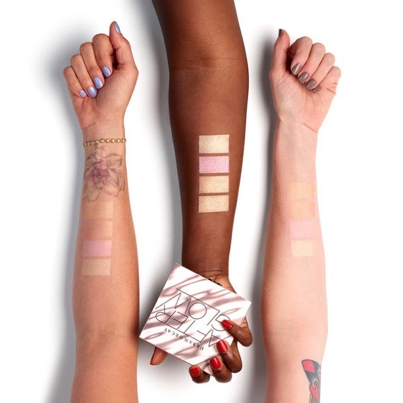 Urban Decay | Makeup | Urban Decay Afterglow Highlighter | Poshmark